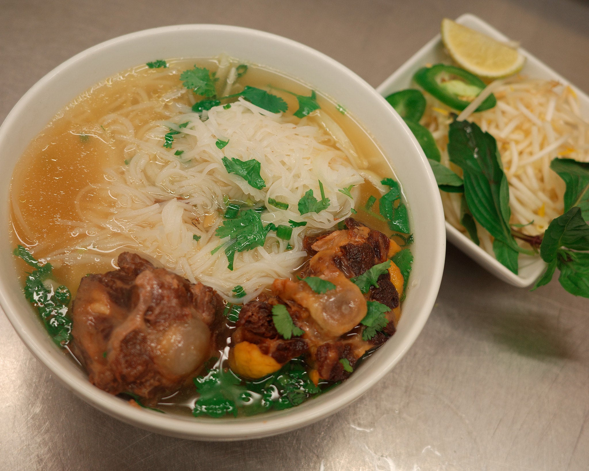 Oxtail Phở | Duôi Bò (7oz) | MOE PHO - Noodles & Cafe